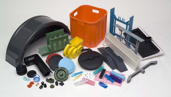 Fabrication de pièces en plastique : injection ou usinage ? - Next Post